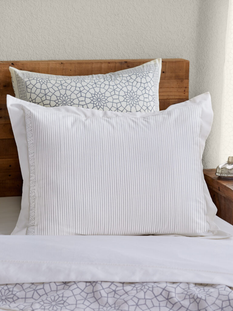How to Layer Pillows for a Hotel Quality Bedscape - Saffron Marigold