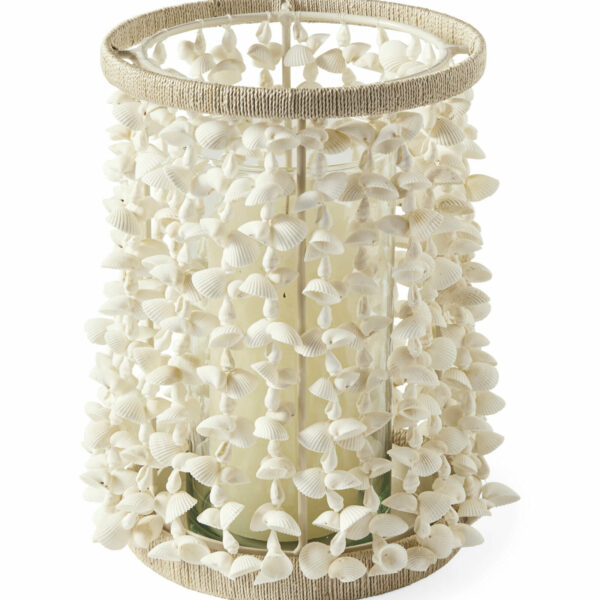 11 Ways to Decorate With Seashells for a Breezy Coastal Home - Saffron ...