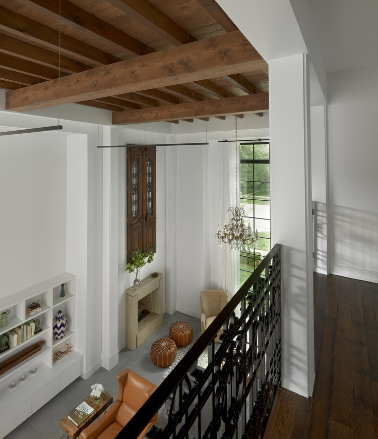 What is a Stately Home and 8 Decor Ideas - Saffron Marigold