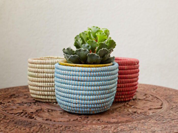 11 Decorating Ideas With Woven Baskets and Woven Planters - Saffron ...