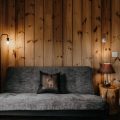 10 Cabin Decor Ideas for an Inviting Rustic Retreat - Saffron Marigold