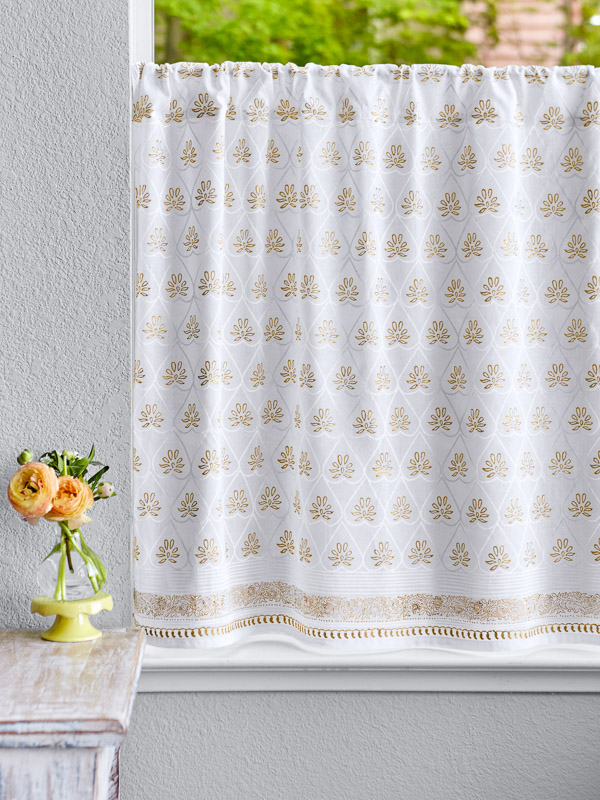 Romantic, Kitchen curtains, White, Gold | Saffron Marigold