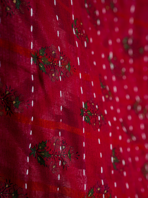 Kantha quilt, Indian sari, Cream and pink | Saffron Marigold