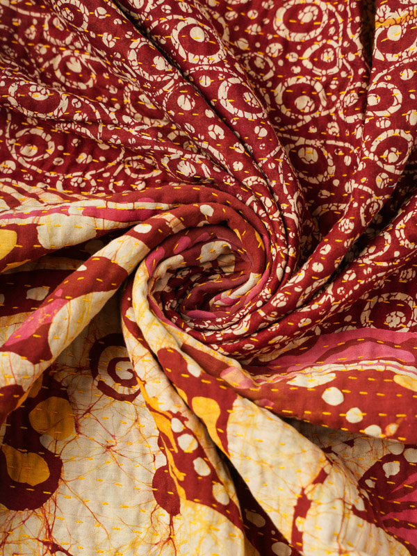 Kantha quilt, Indian sari, Cream and pink | Saffron Marigold